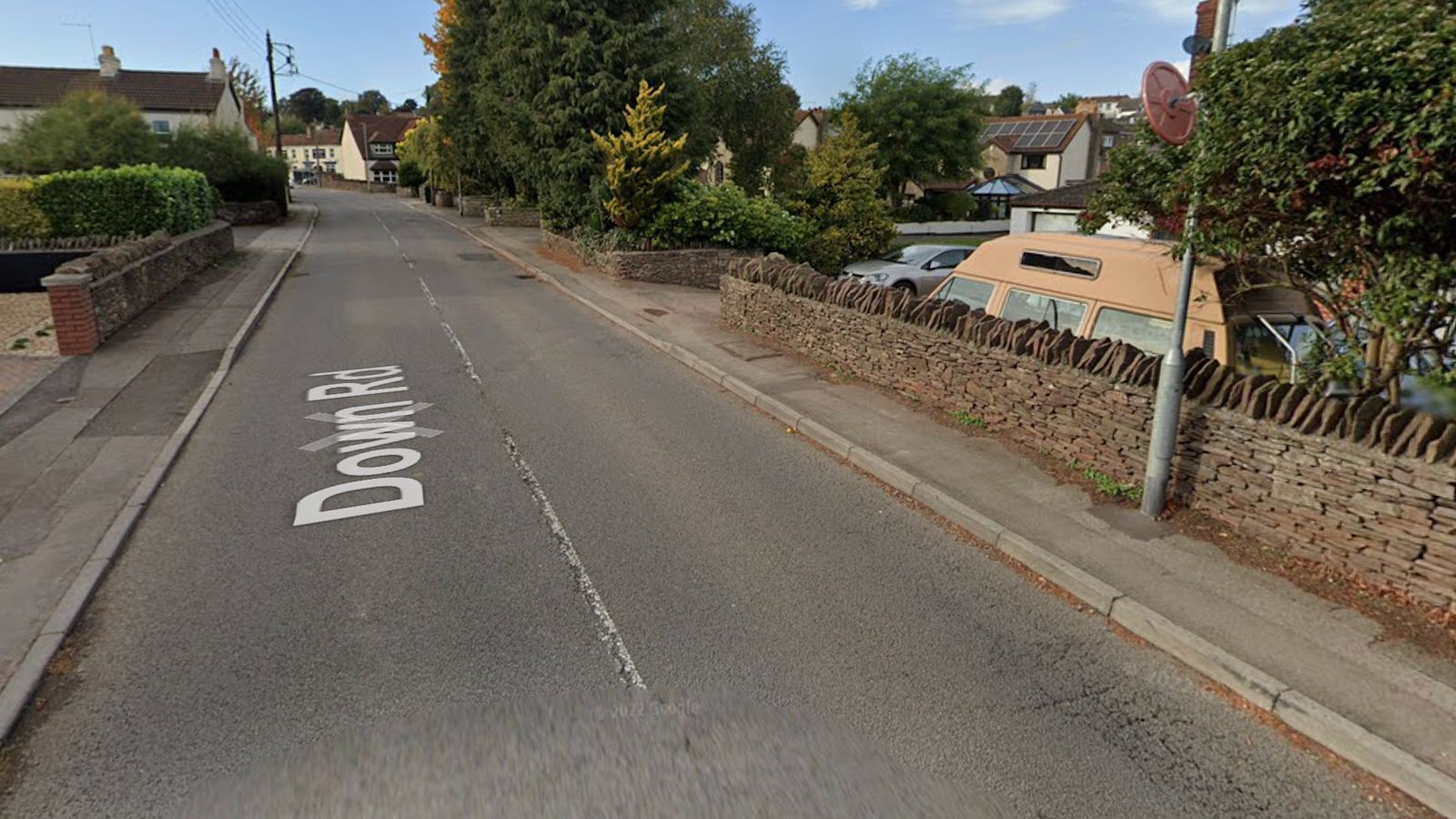 Police Hunt Two Men After Thousands Of Pounds Worth Of Jewellery Stolen