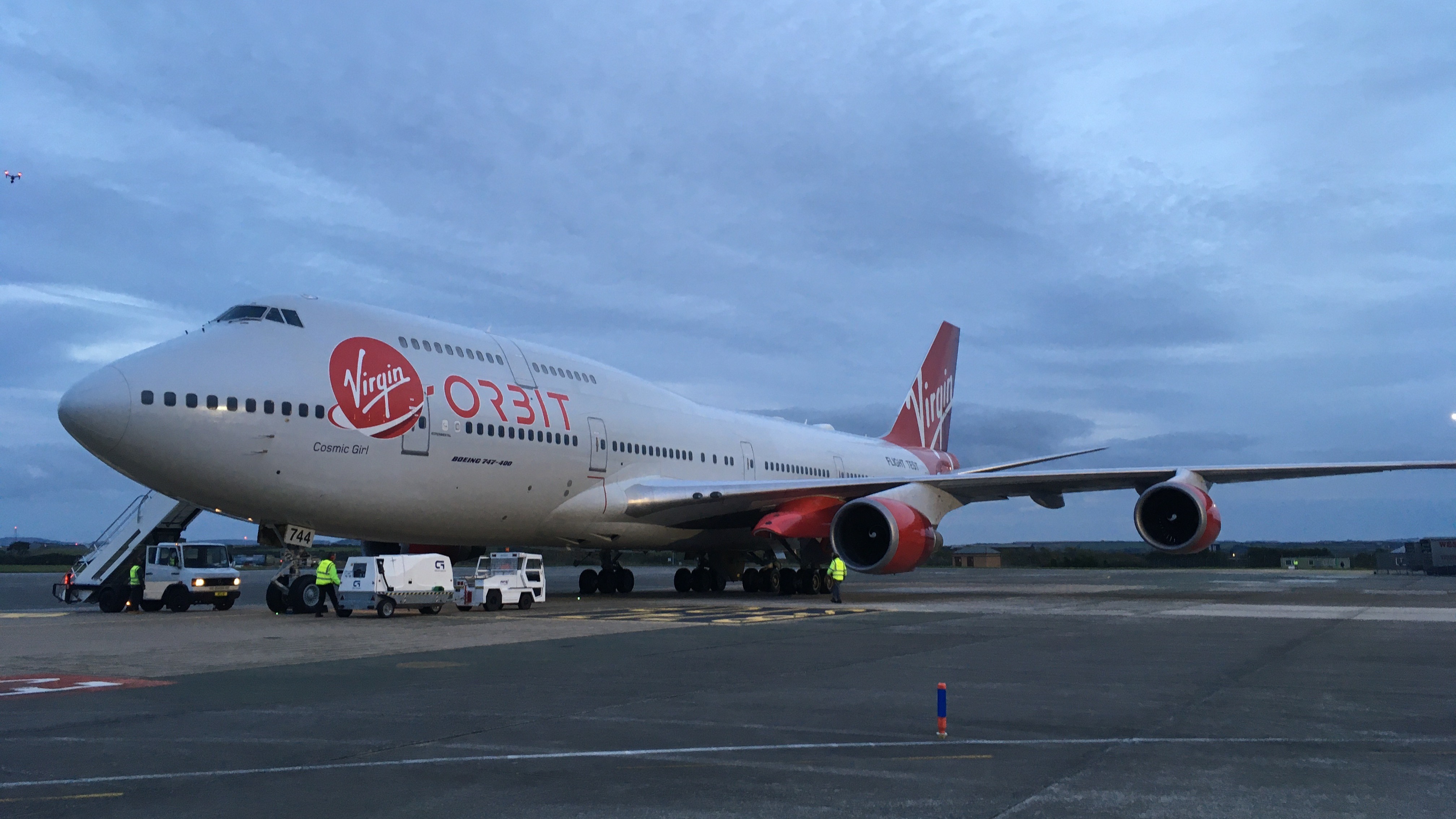 Virgin Orbit's Cosmic Girl touches down in Cornwall for UK space launch ...