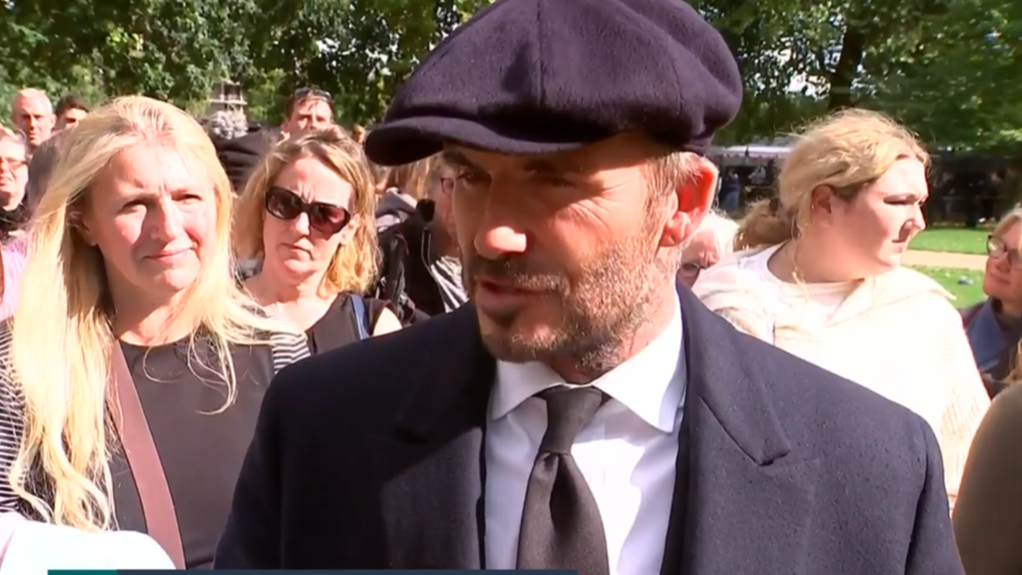 David Beckham waits hours to pay homage to the Queen's 'incredible ...