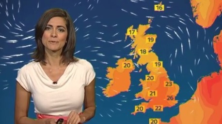 UK weather: A mild, muggy night with rain on the way | ITV News
