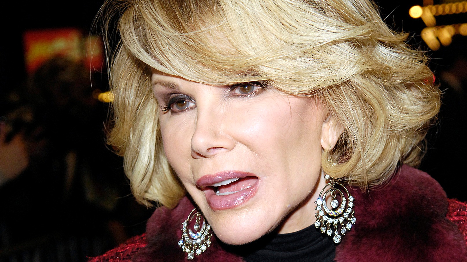 Stars pay heartfelt tributes to comedian Joan Rivers | ITV News