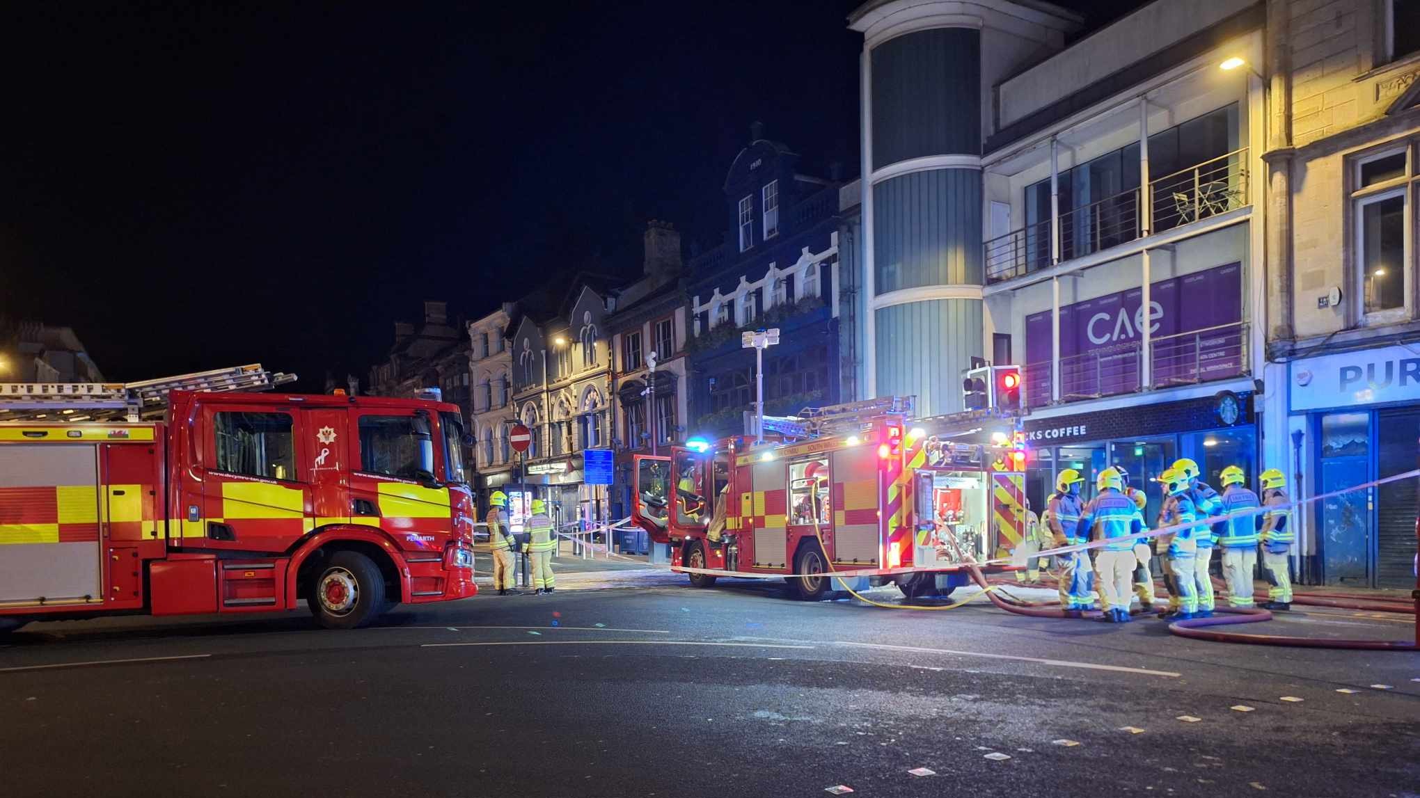 Emergency services respond to fire in Cardiff city centre as businesses ...