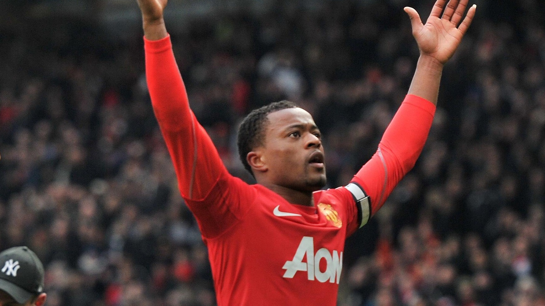 Former Manchester United star Evra prepares for Mixed Martial Arts ...