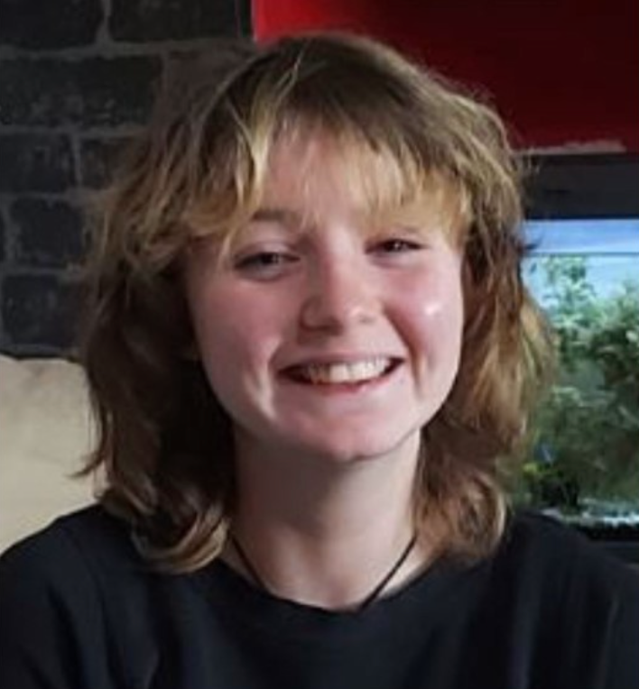 Police search for missing teenage girl in Bristol | ITV News West Country