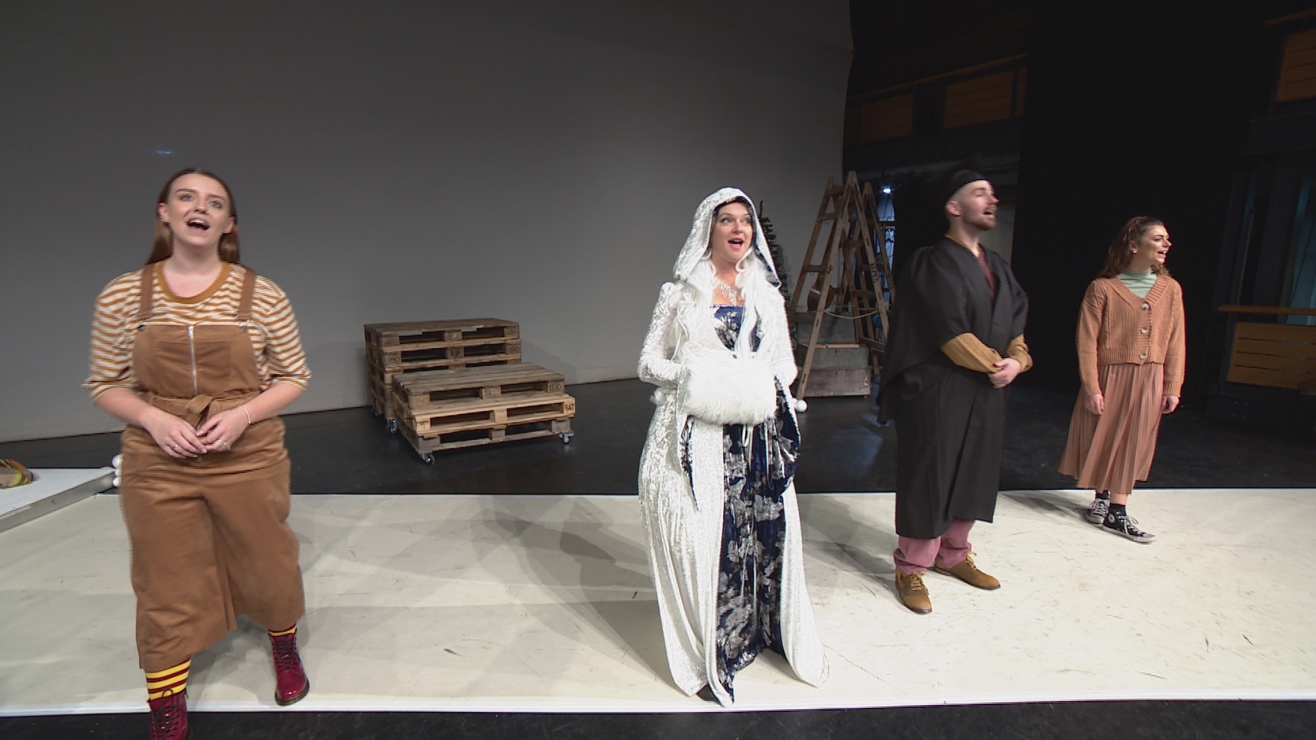 Curtain-up! The Snow Queen production in Guernsey attracts actors from ...