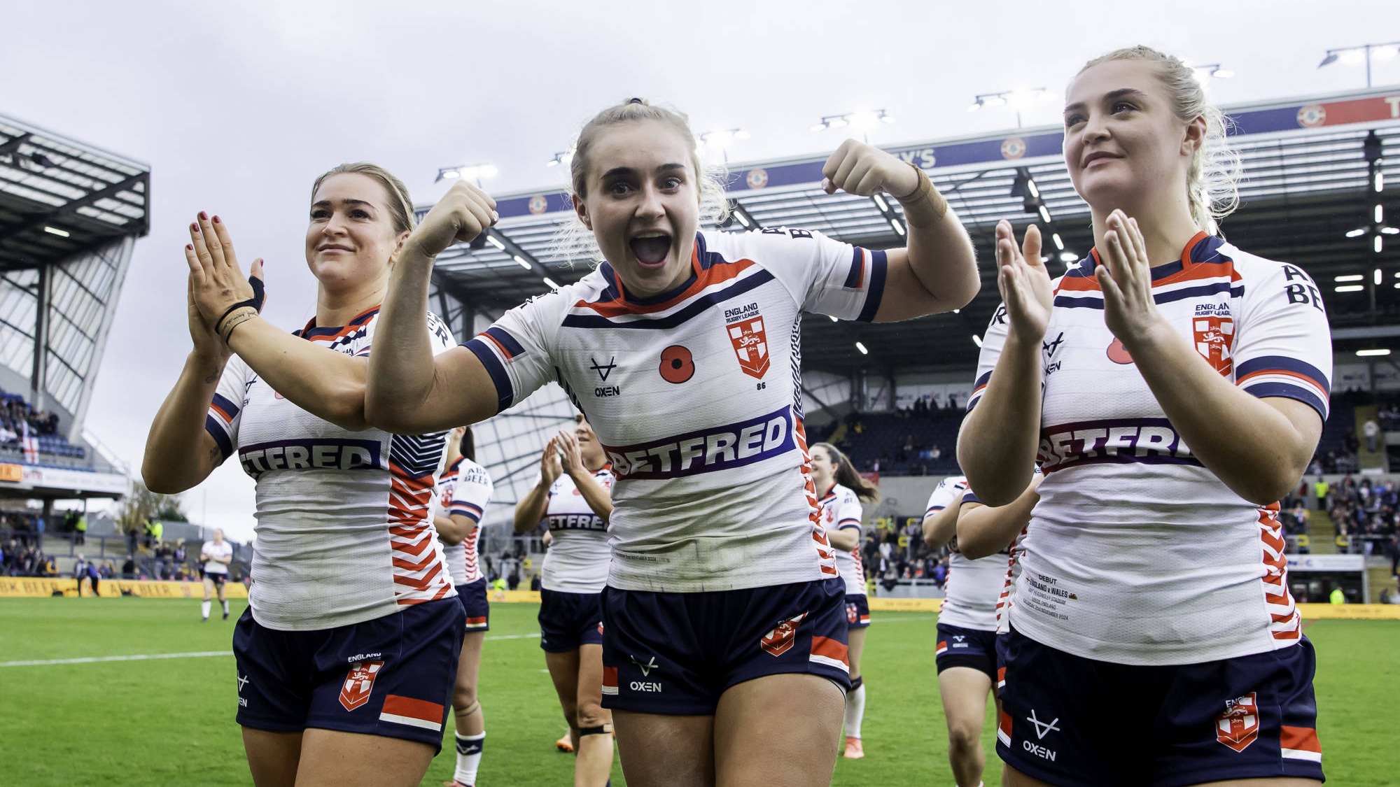 England Women's take on Australia in Las Vegas Rugby League Test match ...