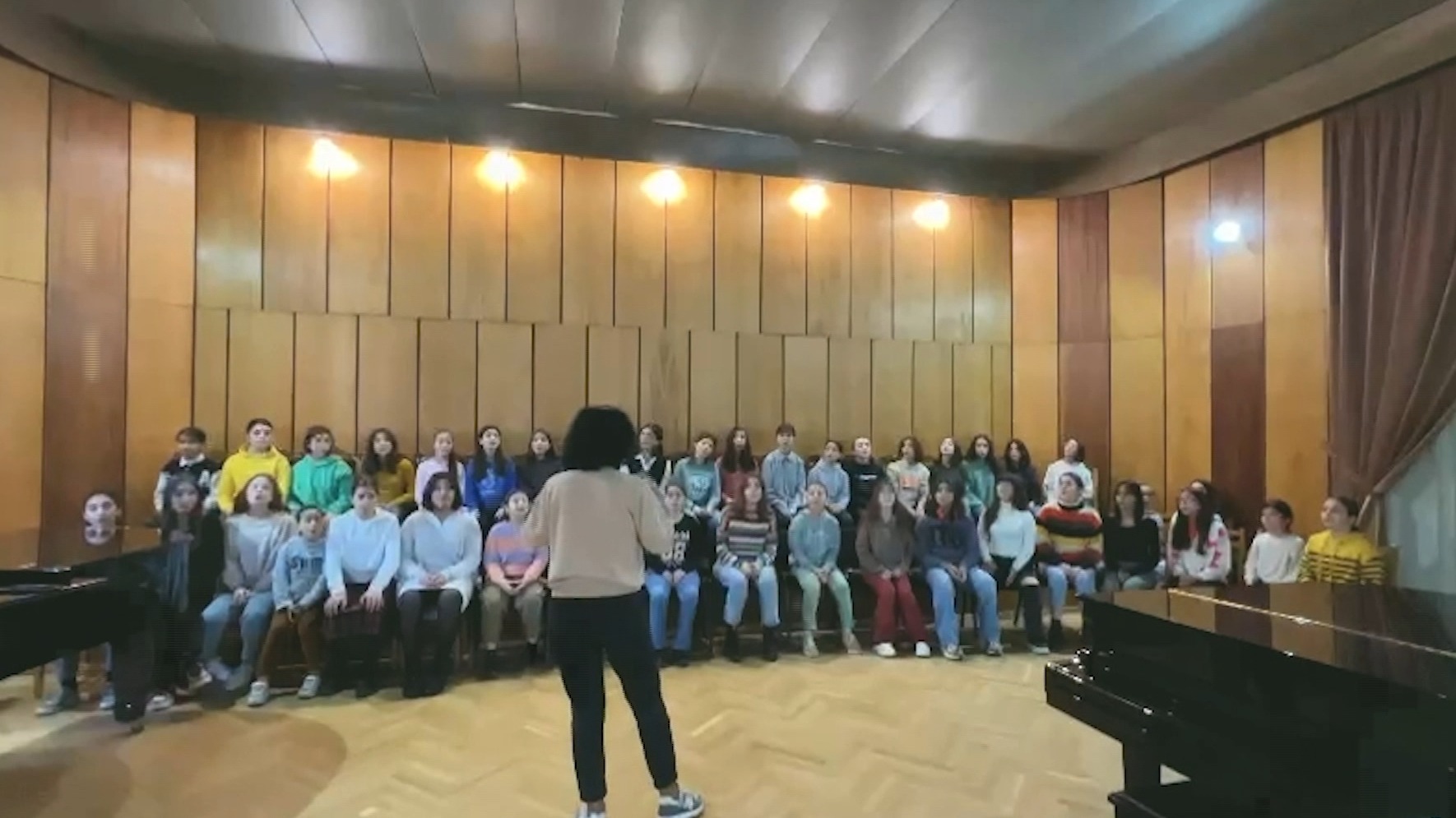 Georgian choir performs impressive rendition of Calon Lân after ...