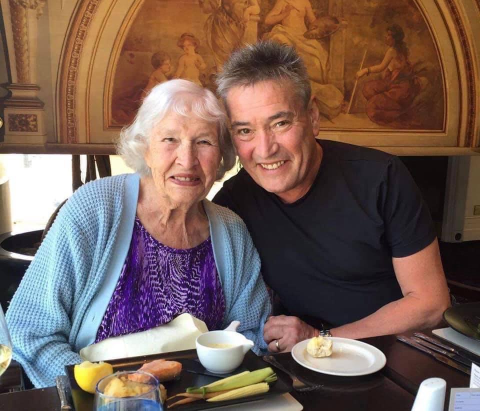 Dance teacher Jean Pearce who launched the careers of various stars has ...