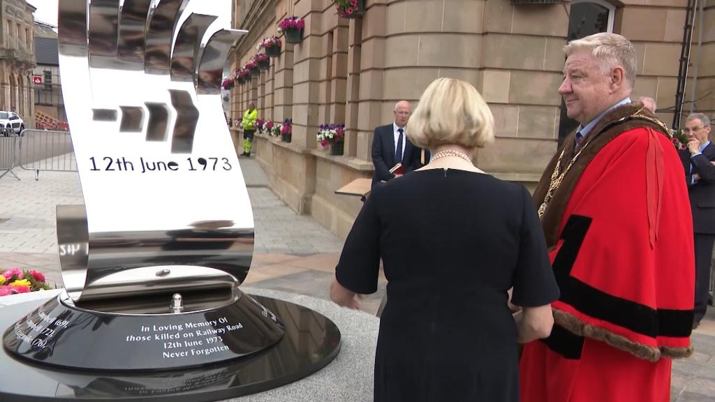Coleraine bombing memorial unveiled on 50th anniversary | UTV | ITV News