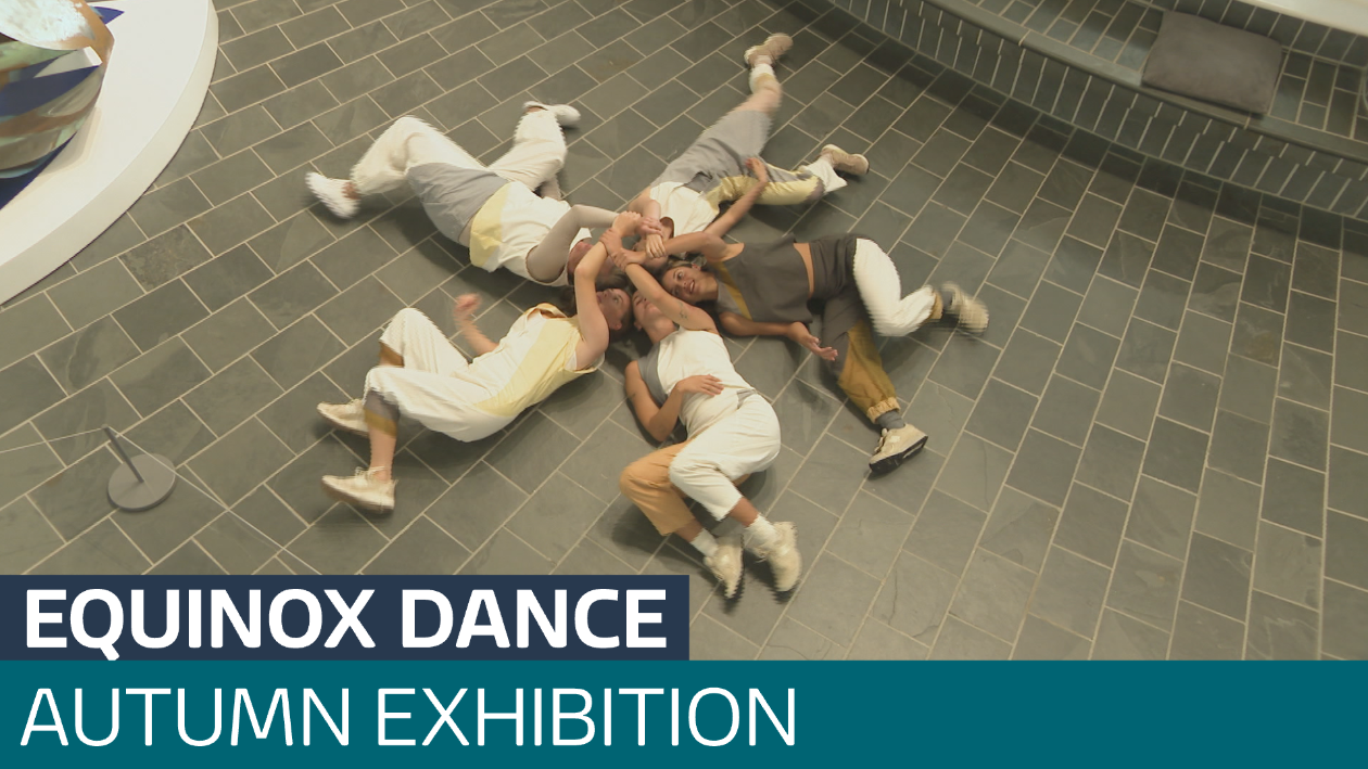 Dance marks Autumn equinox at Tate St Ives - Latest From ITV News