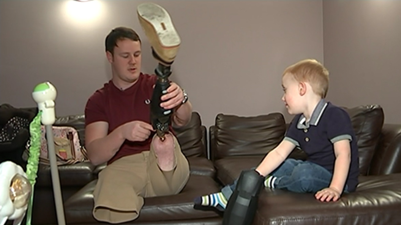Pioneering surgery helps soldier who lost his legs walk again | ITV News
