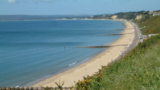 New trial into beach renourishment at Poole Bay | ITV News Meridian