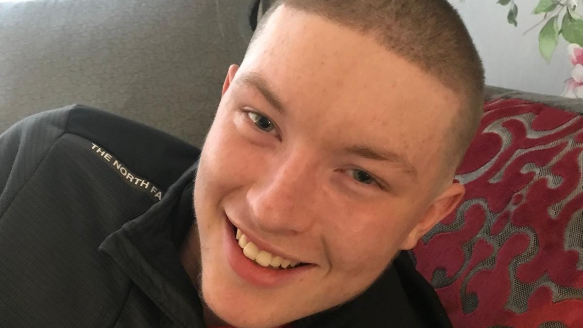 Family of missing Oldham teenager Dillon head to London to help in ...