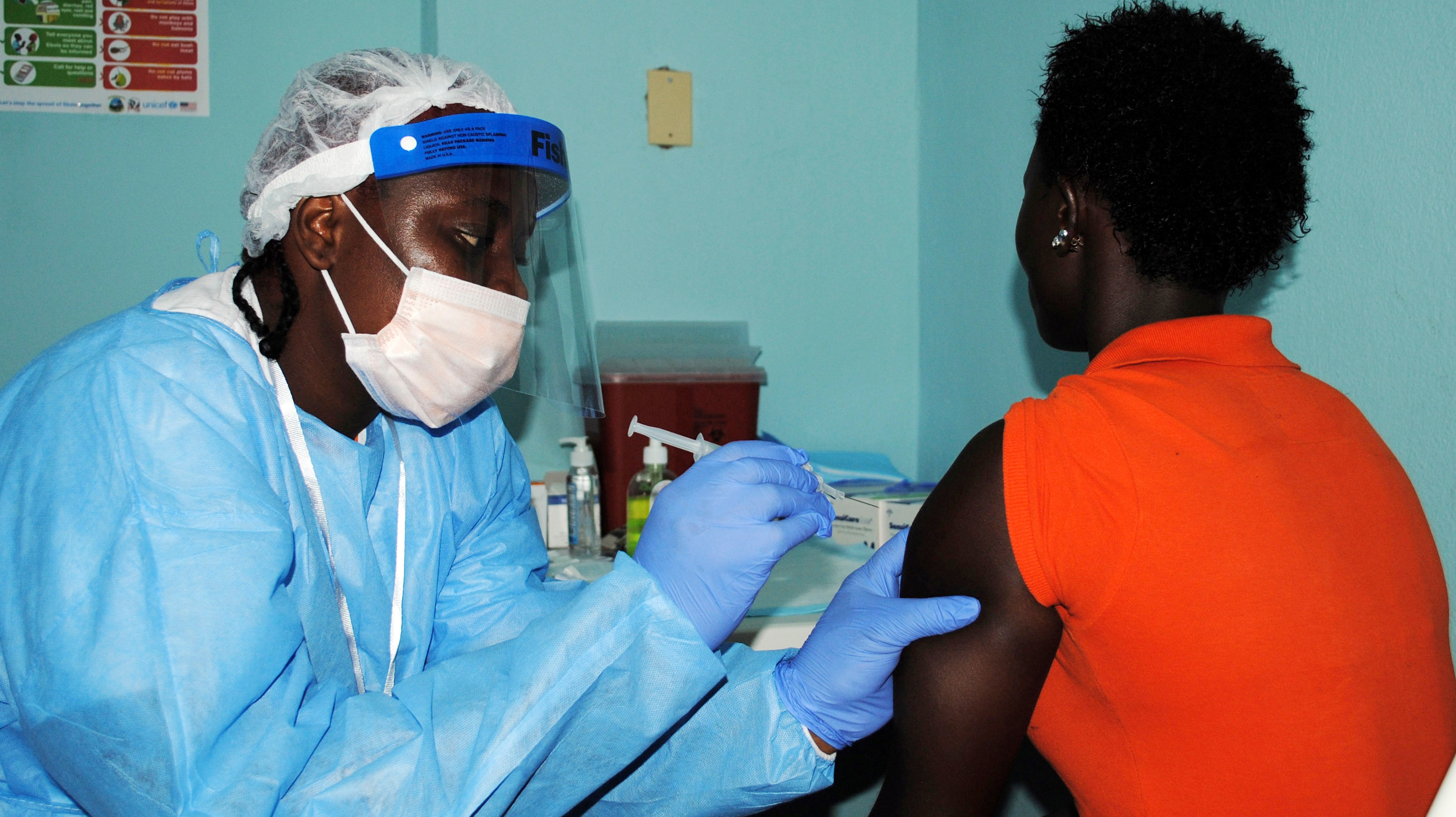 Ebola 15-minute diagnosis test approved | ITV News