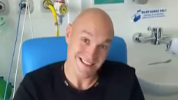 Tyson Fury thanks Alder Hey staff as he cradles new baby Athena on her ...