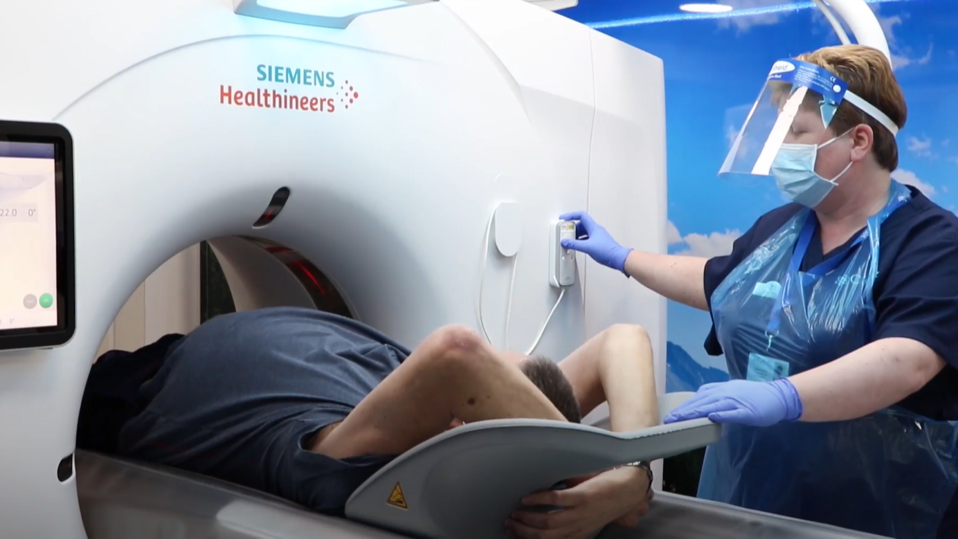 Former and current smokers in Hull invited for NHS lung check amid high ...