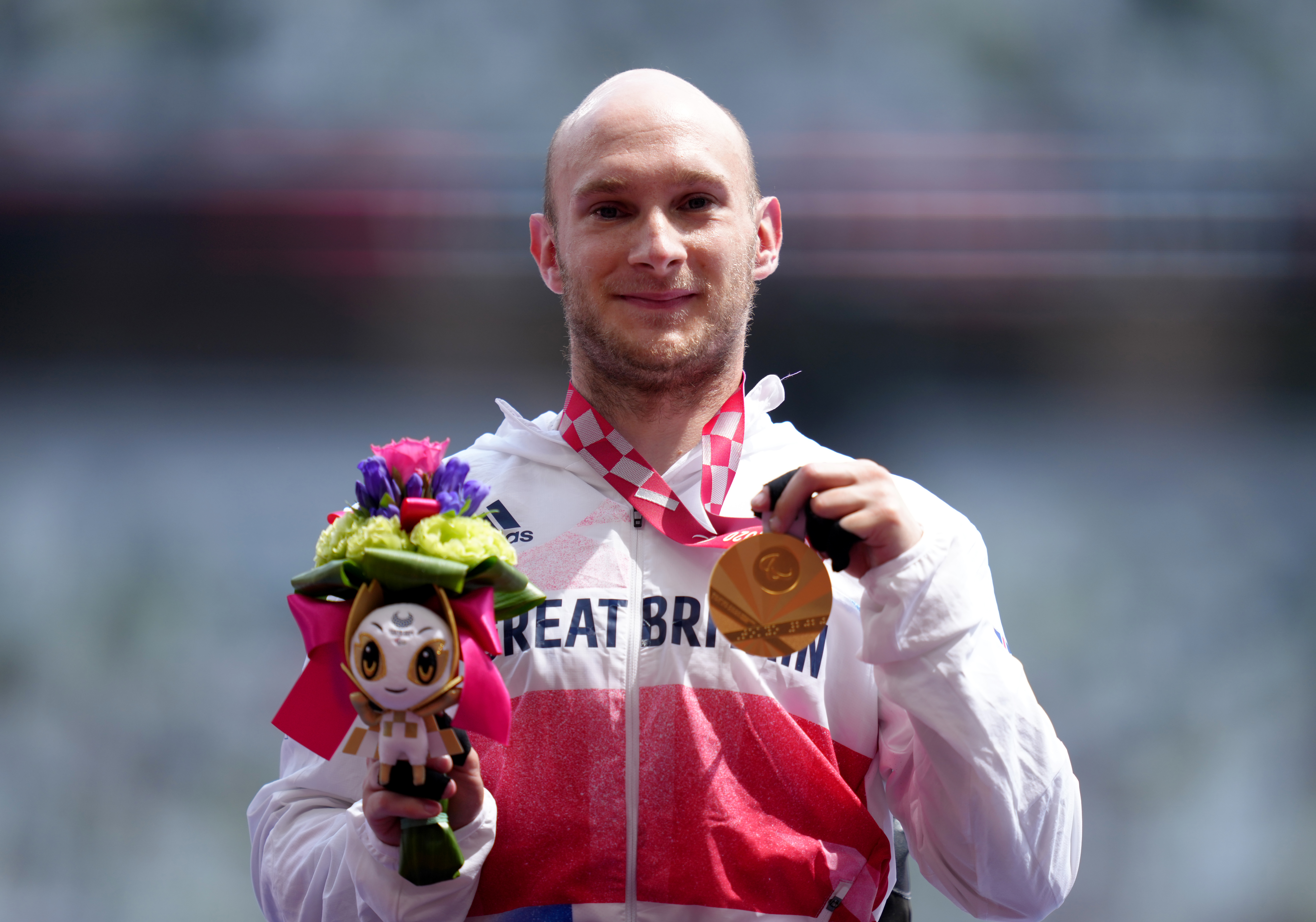 Cheshire wheelchair racer Andrew Small wins gold at Tokyo Paralympics ...