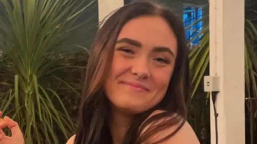 Tributes to 'beautiful' Lamara Sneddon who died in A52 crash in Swaton ...