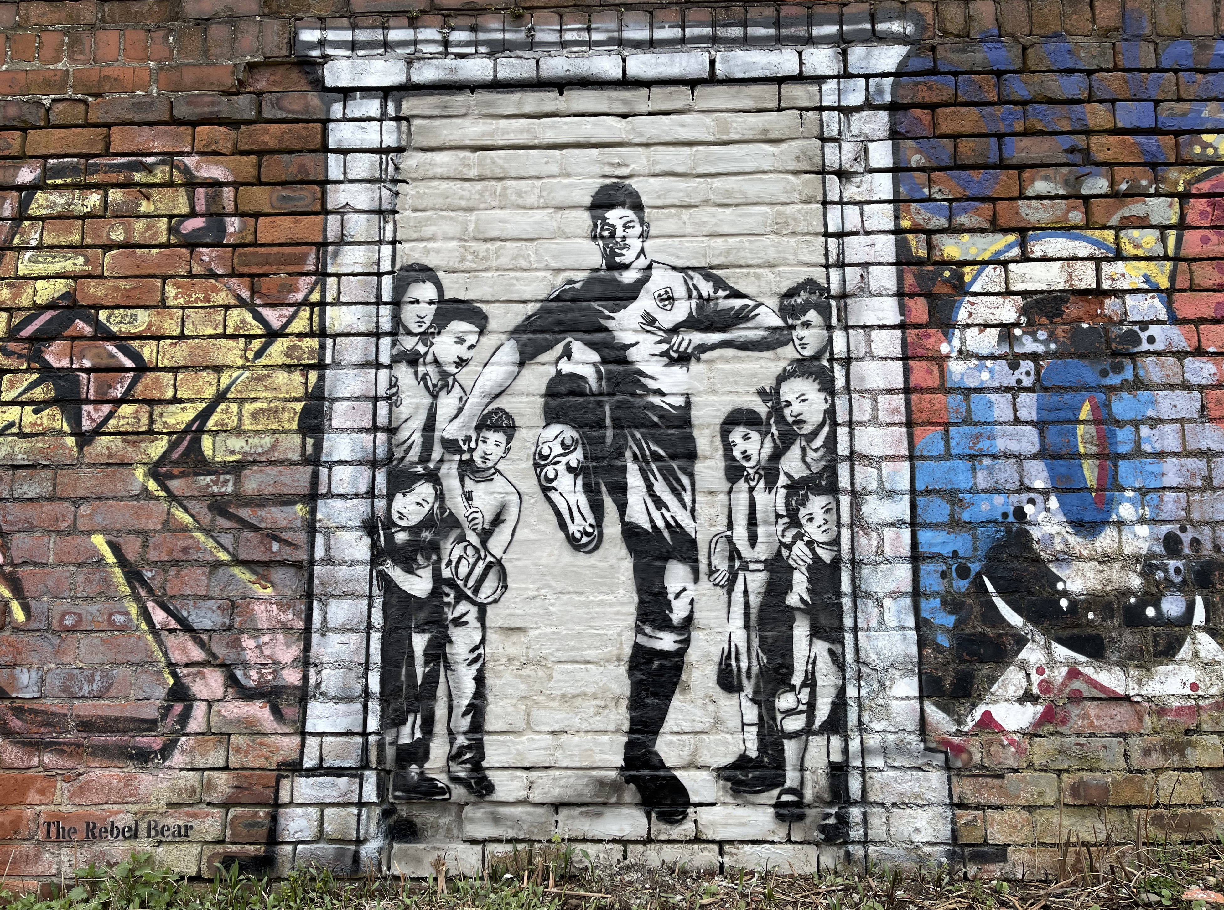 Mural honouring Marcus Rashford's Free School Meals campaign appears ...