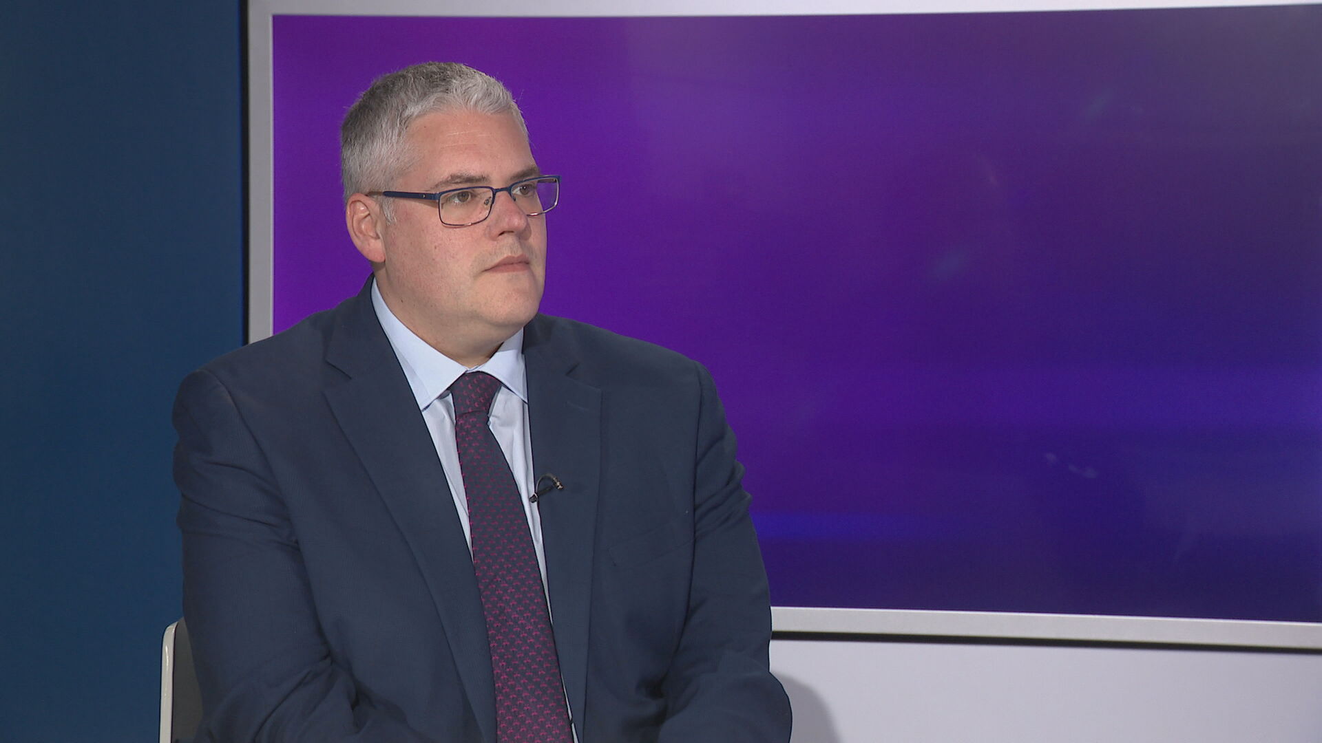 Interim DUP leader Gavin Robinson says sea border will go with ...