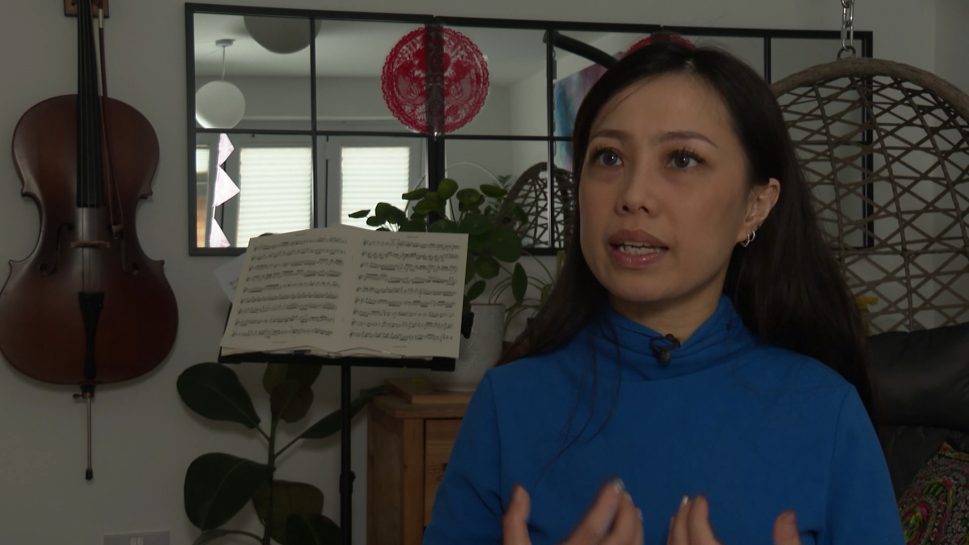 Autism: Swansea mother studying neurodiversity realised she had condition herself | ITV News Wales