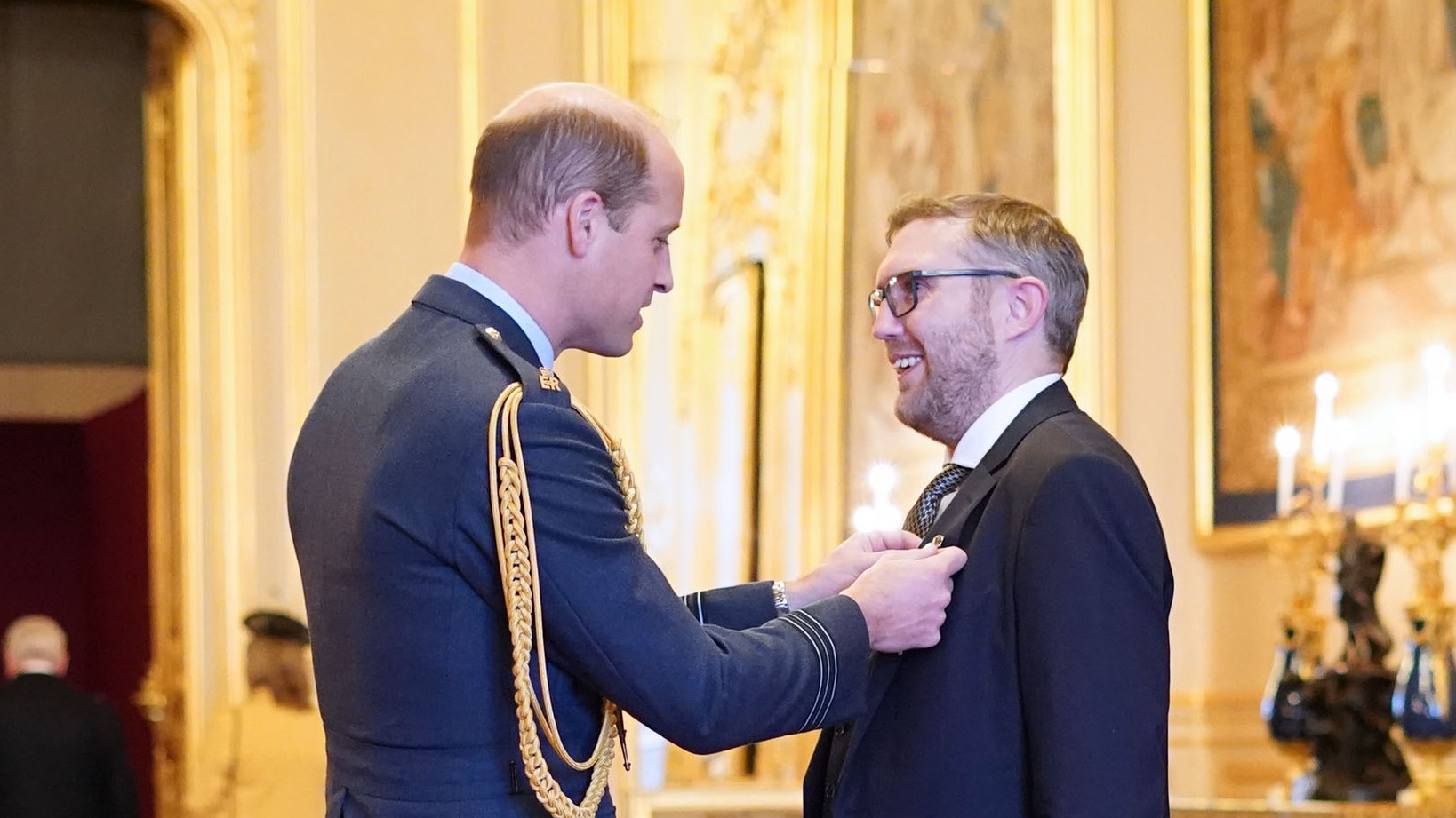 Prince William awards MBE to Lancashire lockdown quizmaster Jay Flynn ...