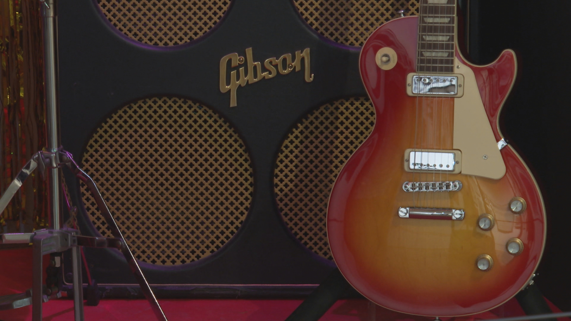 Reading Museum exhibition celebrates 50 years of Reading Festival | ITV ...