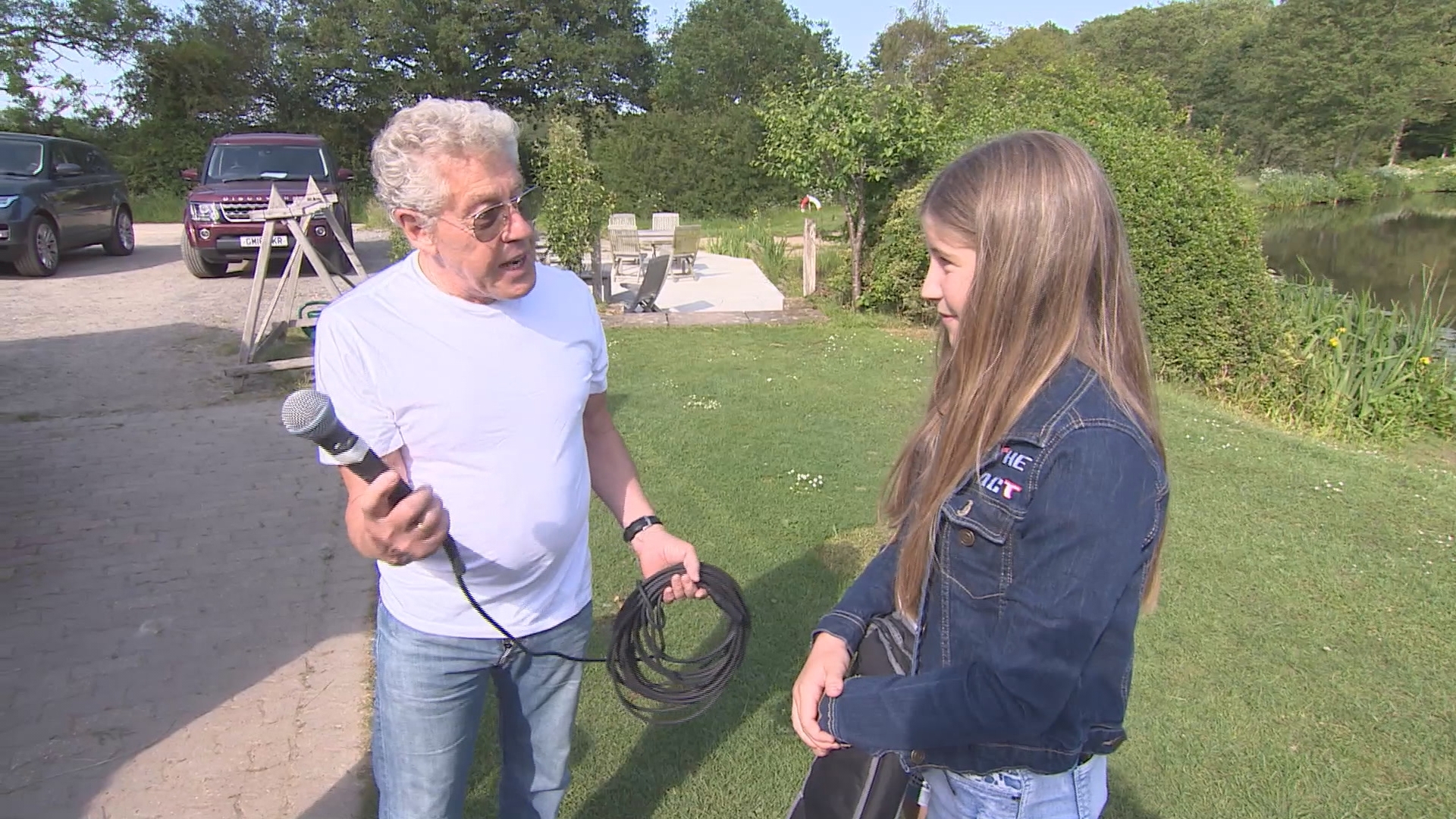 Band gets performing masterclass from The Who frontman Roger Daltrey ...