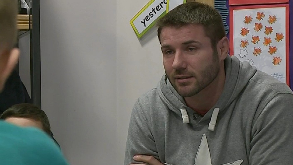 Rugby star Ben Cohen tells schoolchildren to 'stand up to bullies ...