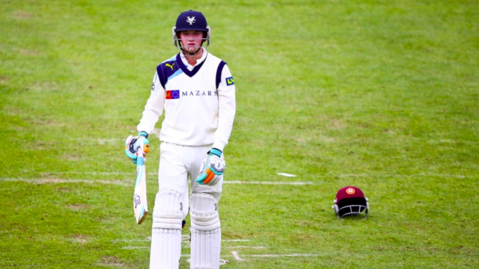 Record breaking Yorkshire cricketer quits aged 19 | ITV News Calendar