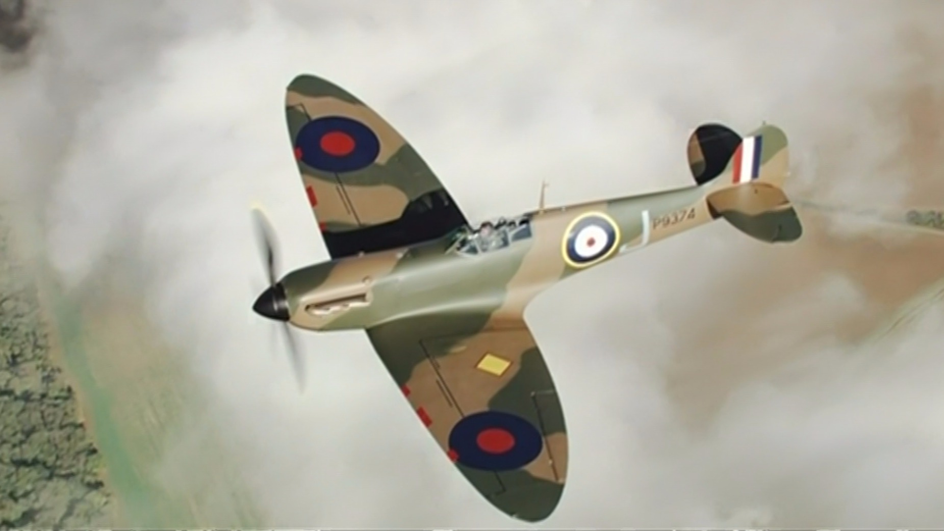 Fully restored Spitfire to fetch £2.5 million after lying under a beach ...