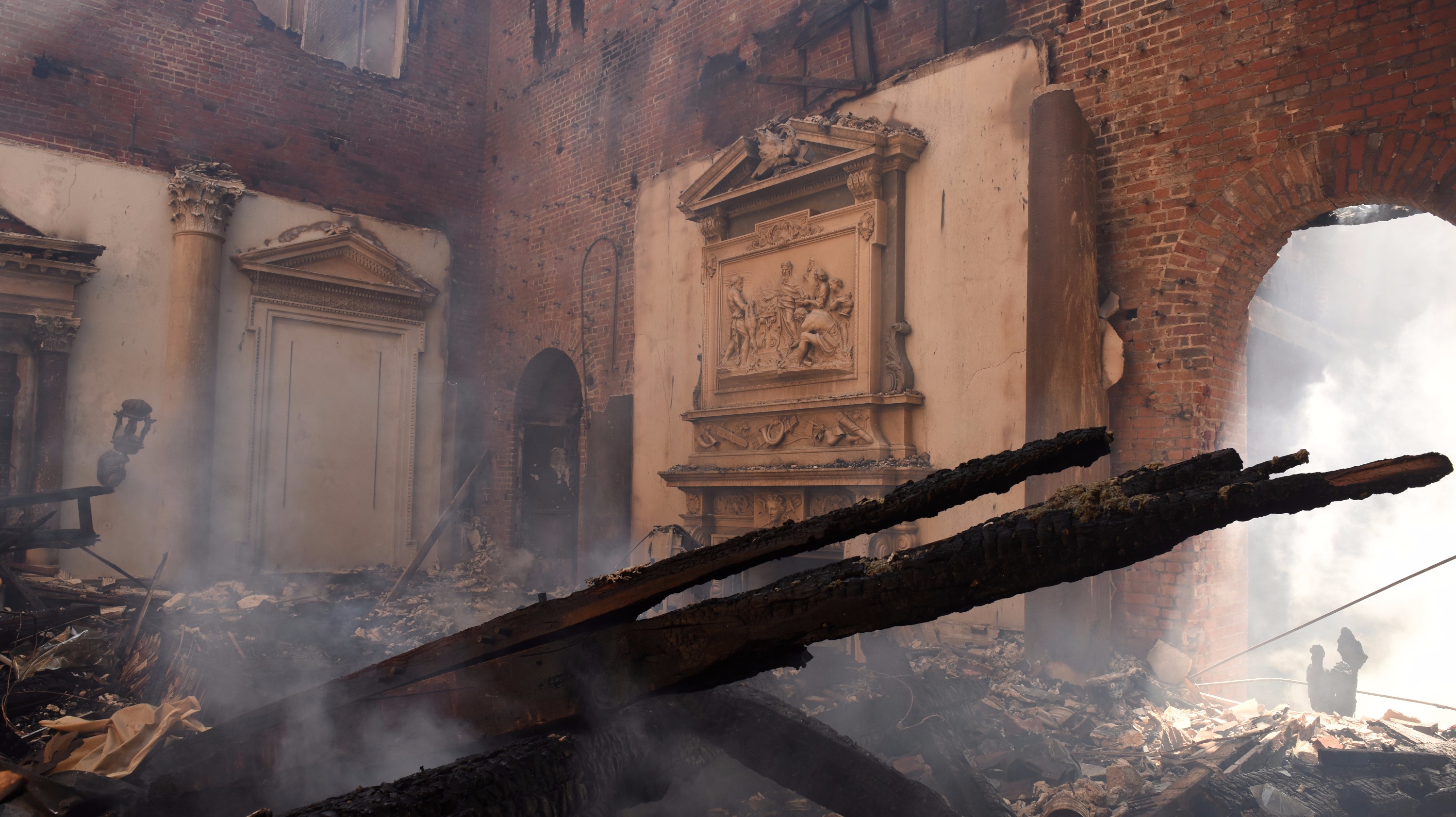 First pictures inside historic mansion destroyed in devastating blaze ...