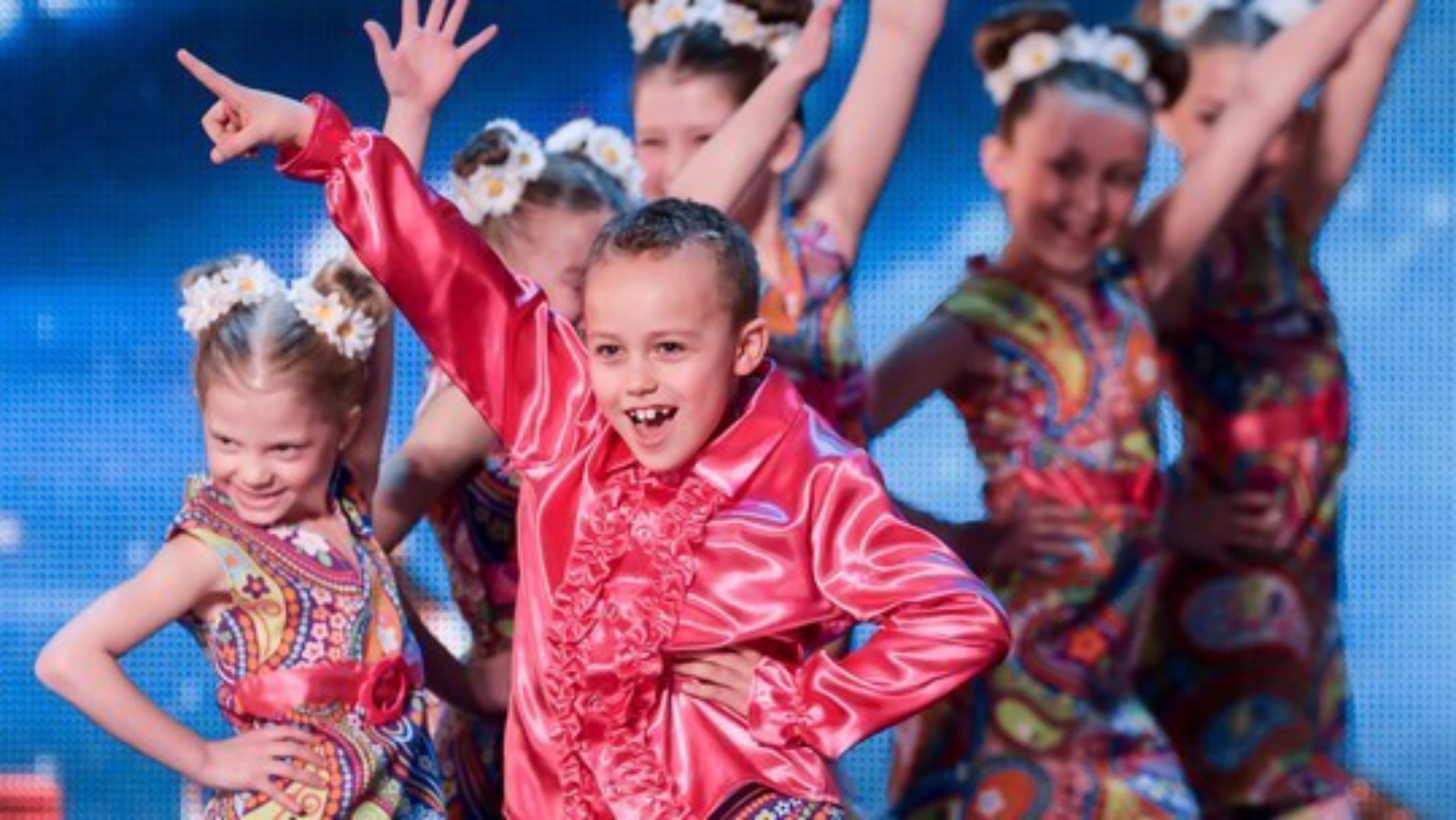 Groove Thing wow judges as they dance into Britain's Got Talent | ITV ...