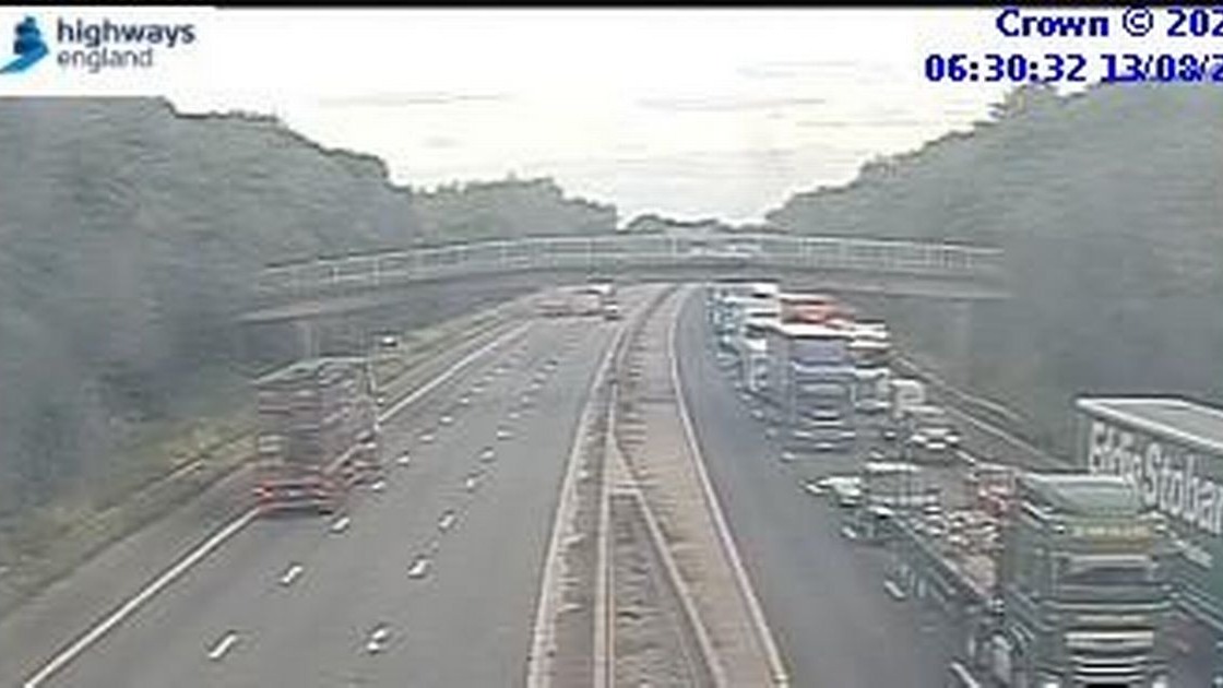 M6 closure: One person in hospital after serious crash involving two ...