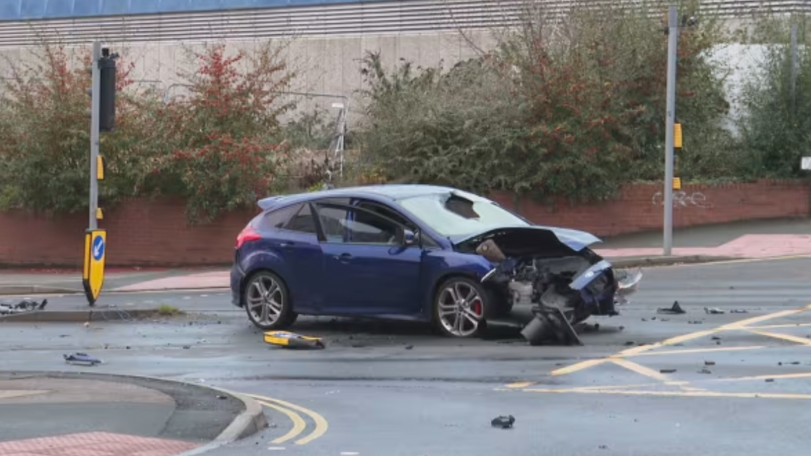 Man charged after pedestrian, 31, killed during police pursuit in ...