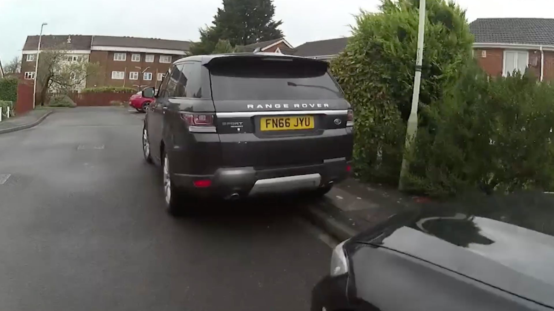 Drink driver climbs behind wheel moments after being given road ban ...