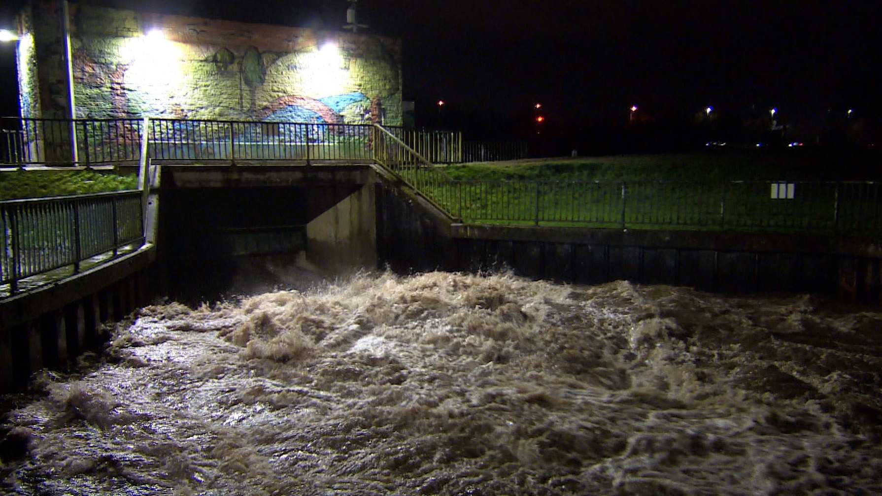 Flooding and powercuts as Storm Franklin brings heavy rain and strong ...