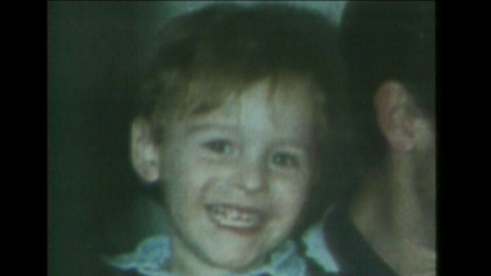 Facebook site mocks Bulger death | ITV News Granada