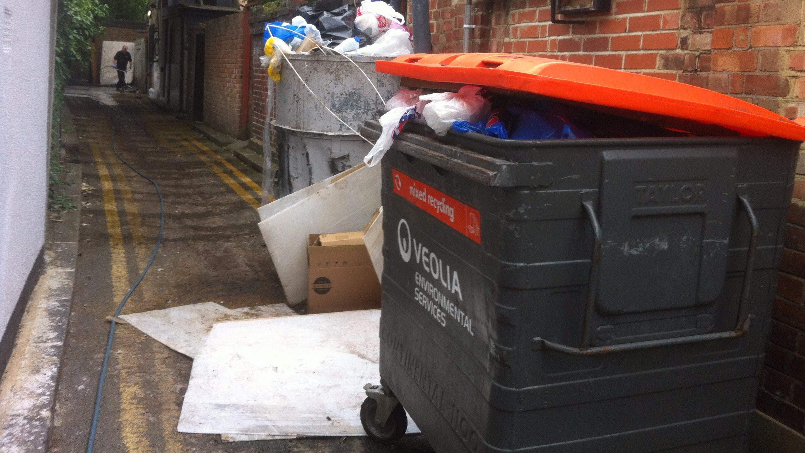 Royal Mail refuse to deliver mail to rat-invested London road | ITV ...