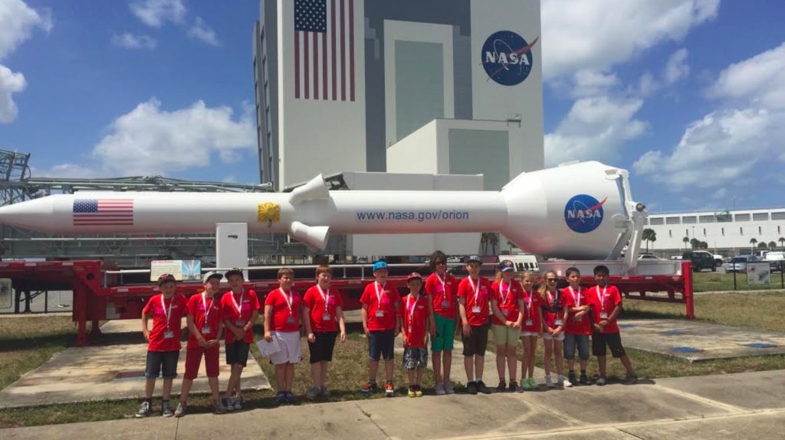 How's this for a school trip? Vale pupils return from a visit to NASA ...