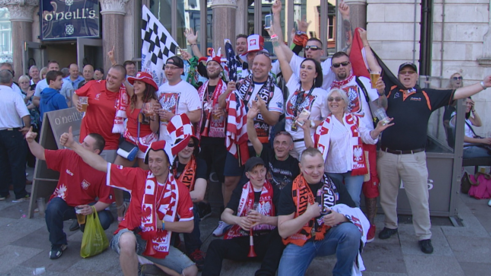 Thousands of motorsport fans descend on capital for annual Speedway ...