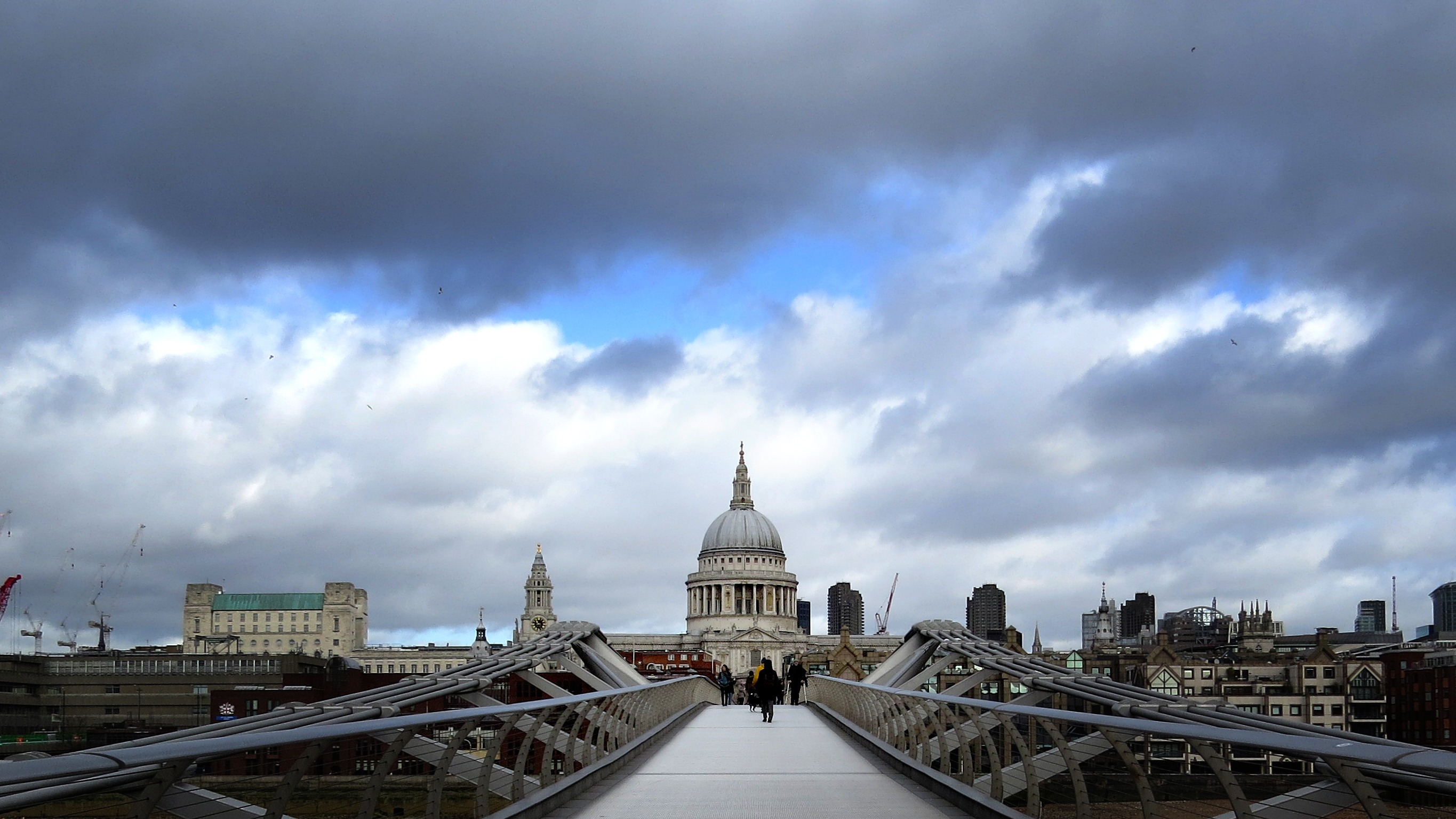 Weather: Patchy rain clearing Wednesday to leave bright spells | ITV ...