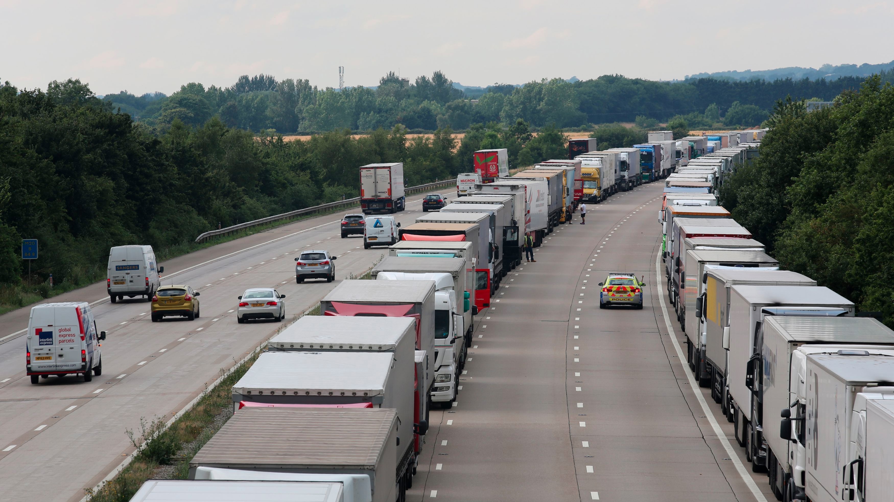 Operation Stack likely to remain until Sunday at the earliest | ITV ...