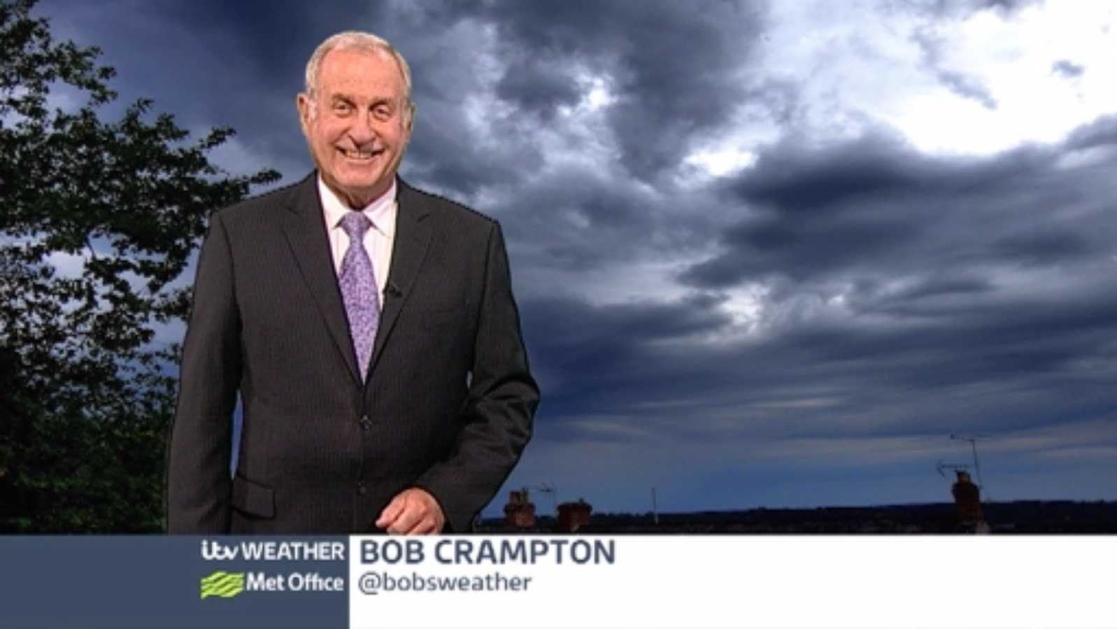 Mainly clear tonight but heavy rain ahead | ITV News West Country