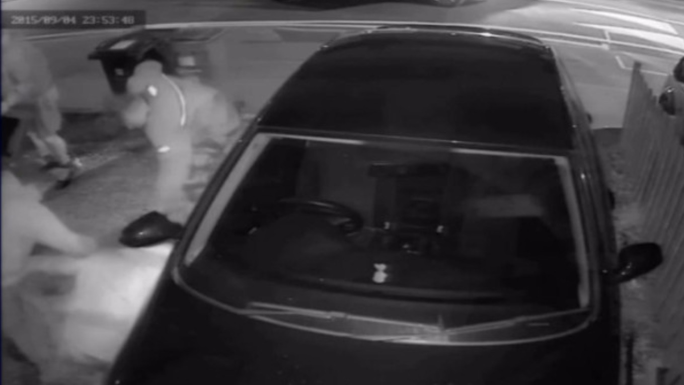 Shocking CCTV shows moment thugs throw acid over head of 16-year-old ...