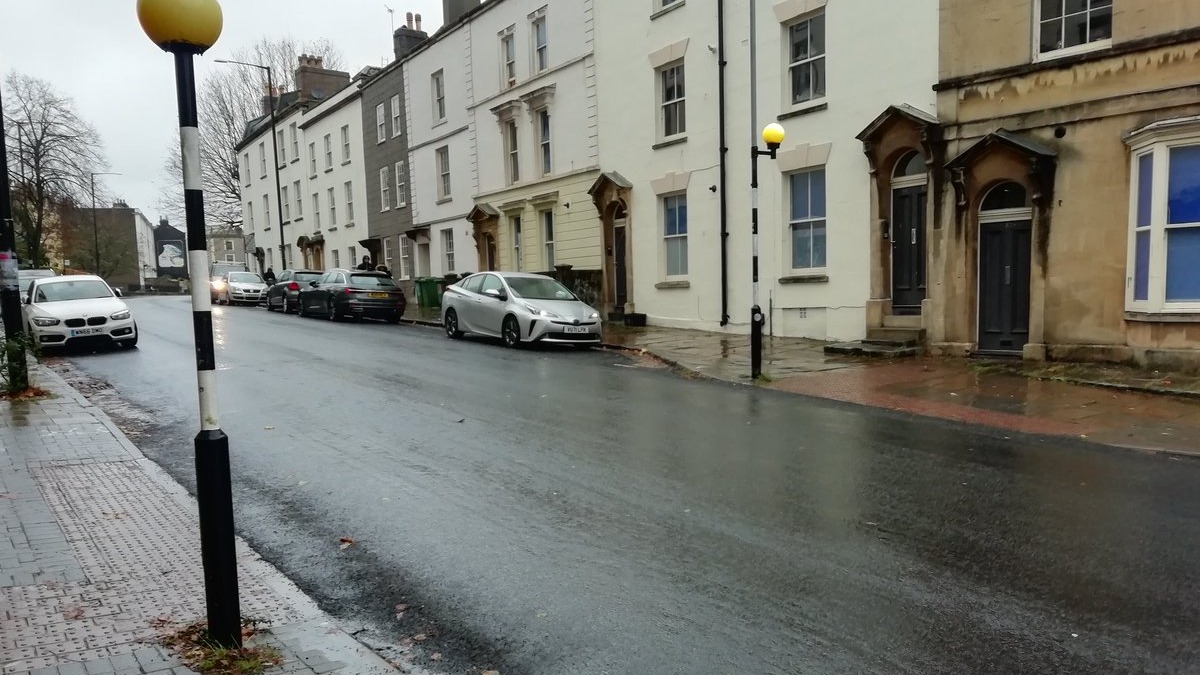 'Accident waiting to happen': Residents in Bristol confused by re ...
