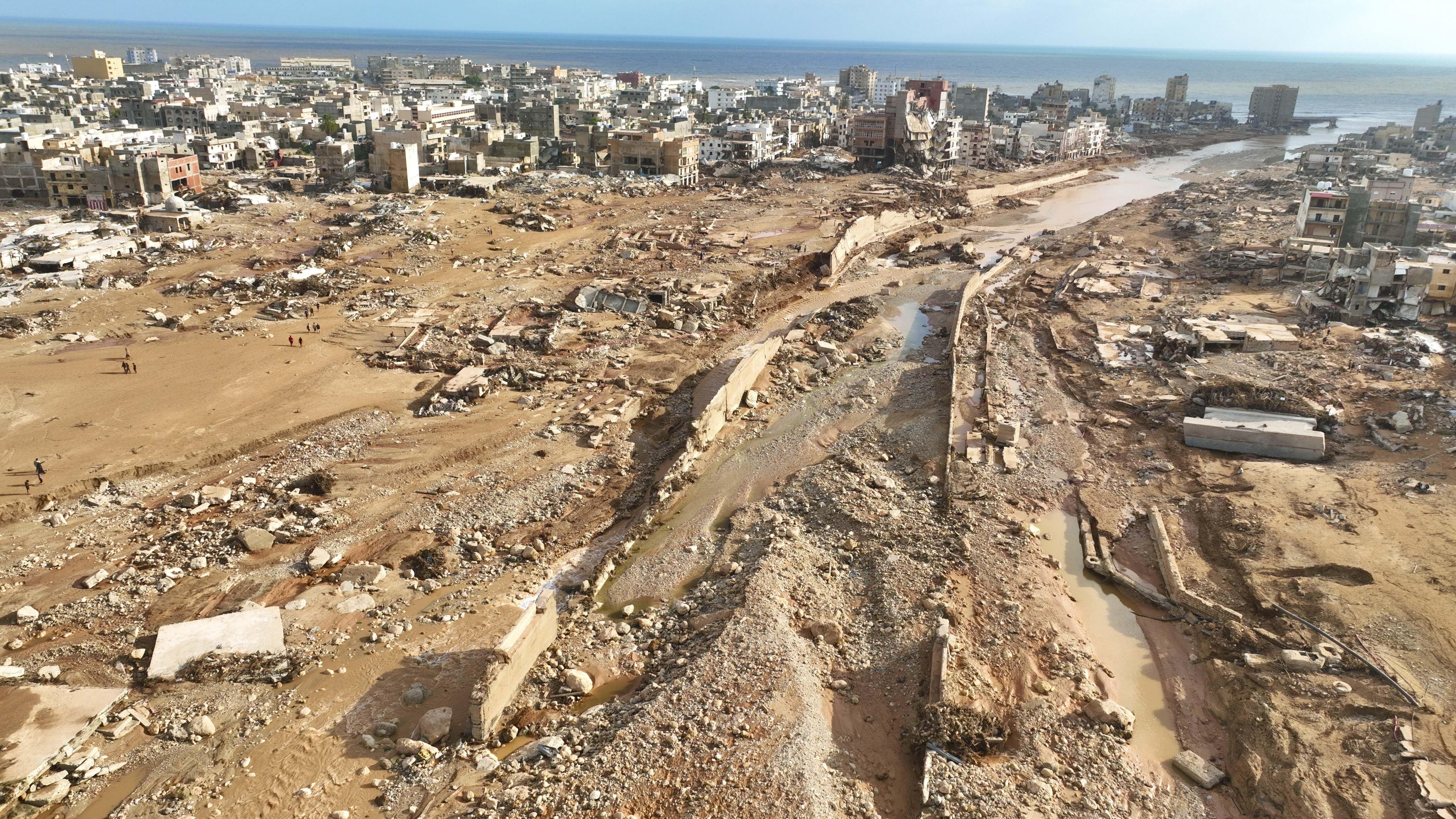 Hundreds killed and tens of thousands missing in eastern Libya after ...