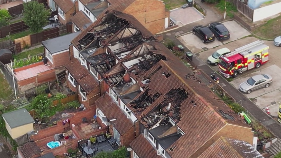 Six terrace houses severely damaged in fire in Kent | ITV News Meridian