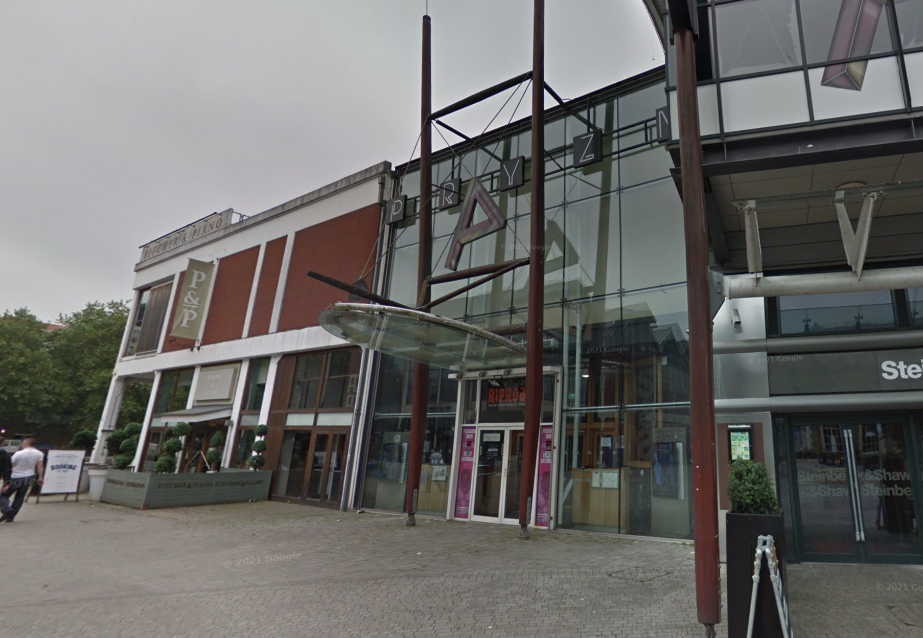 Four women taken to hospital after 'disorder' outside Bristol's Pryzm ...
