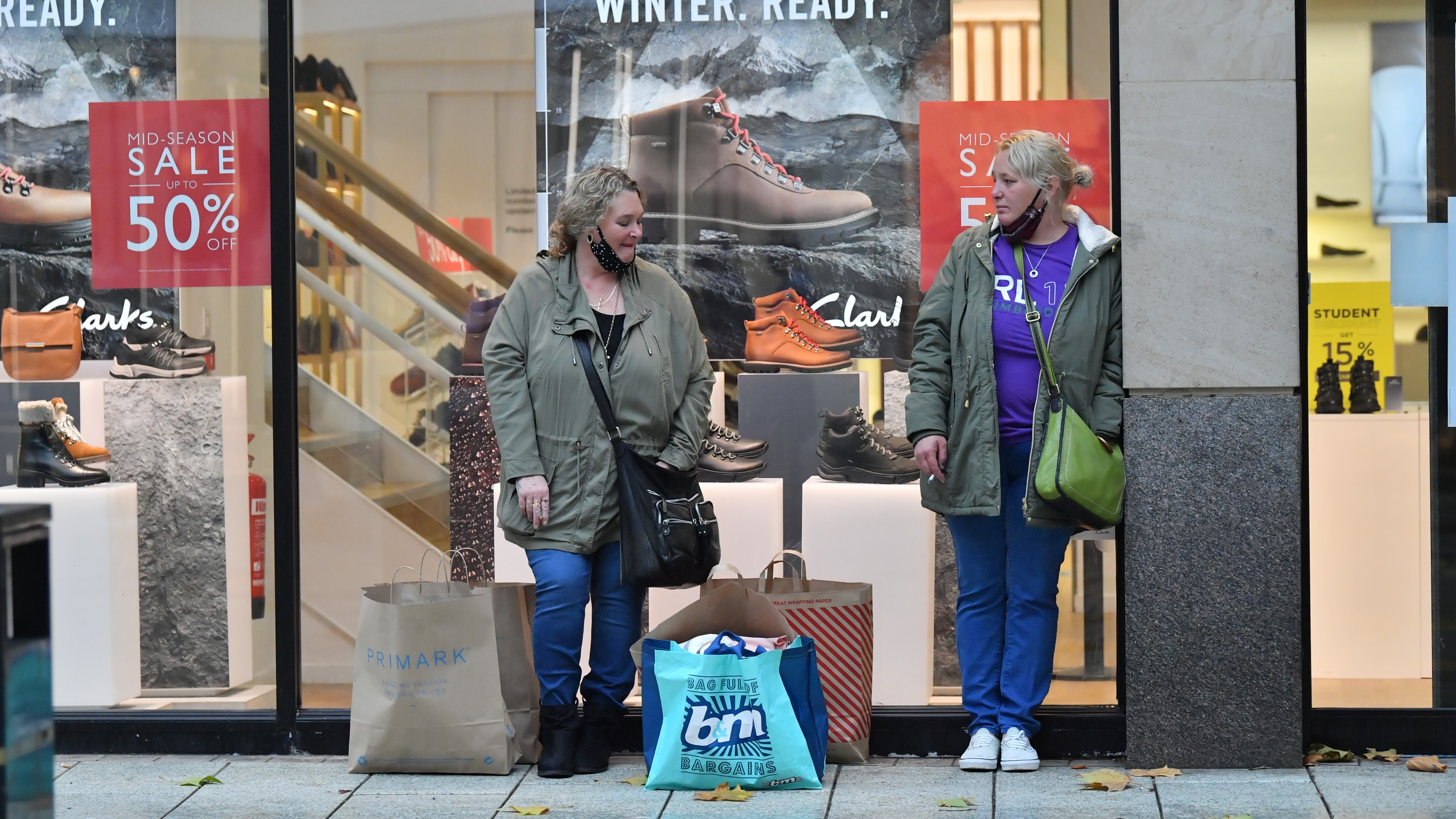 Inflation rises on back of increasing cost of clothing and food | ITV News